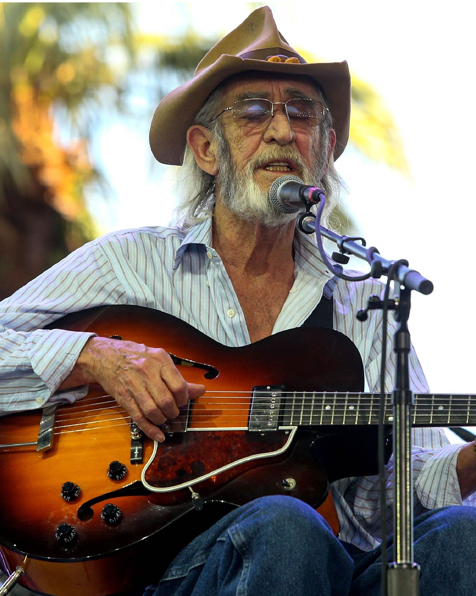 Don Williams - Some Broken Hearts Never Mend - Country Music